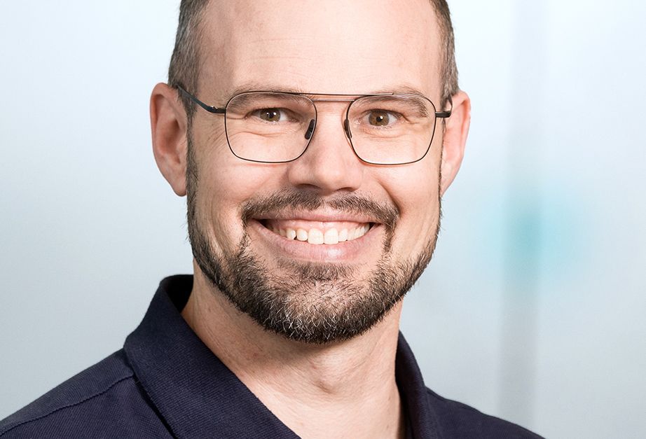 Dr. med. Fabian Dinkel | Ihr Spezialist: Ortho Cham Zug